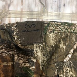 Realtree | Pants & Jumpsuits | Realtree Woodland Camo Cargo Pants ...